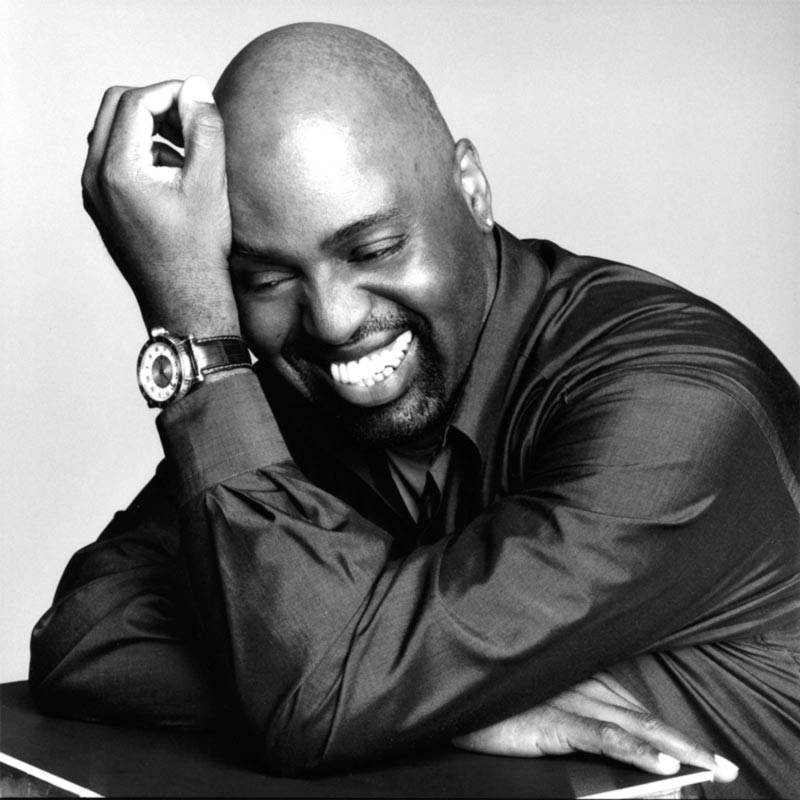 θυμόμαστε τον Frankie Knuckles: Ένας Φόρος Τιμής στον Πατέρα της House ...